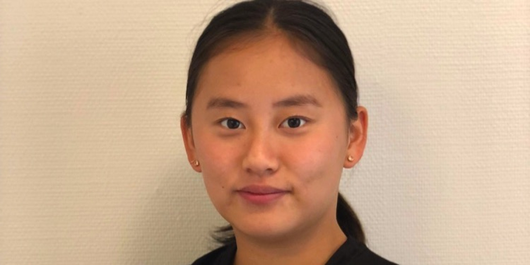 Olivia Ståhlgren is both a player and a referee - this summer she ...